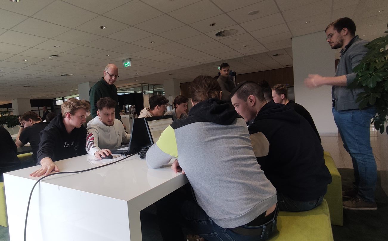 “Siemens – technology to transform the everyday” - Digital Operations ...