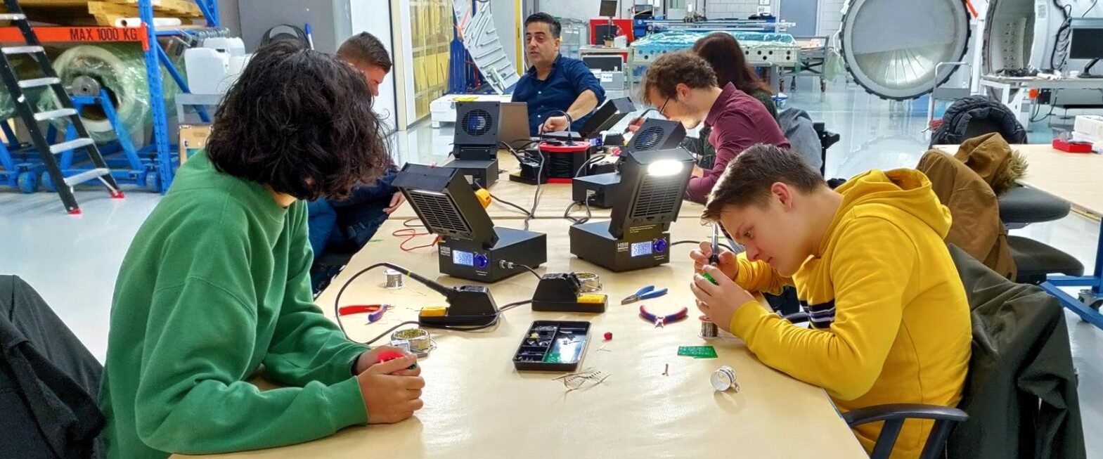 Workshop solderen bij GTM - Digital Operations Centre