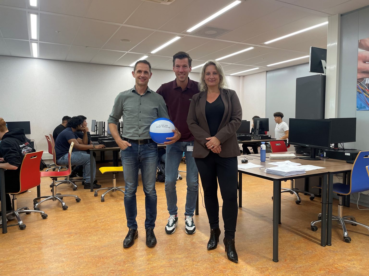 Nieuwe school: School voor Smart Technology - Digital Operations Centre