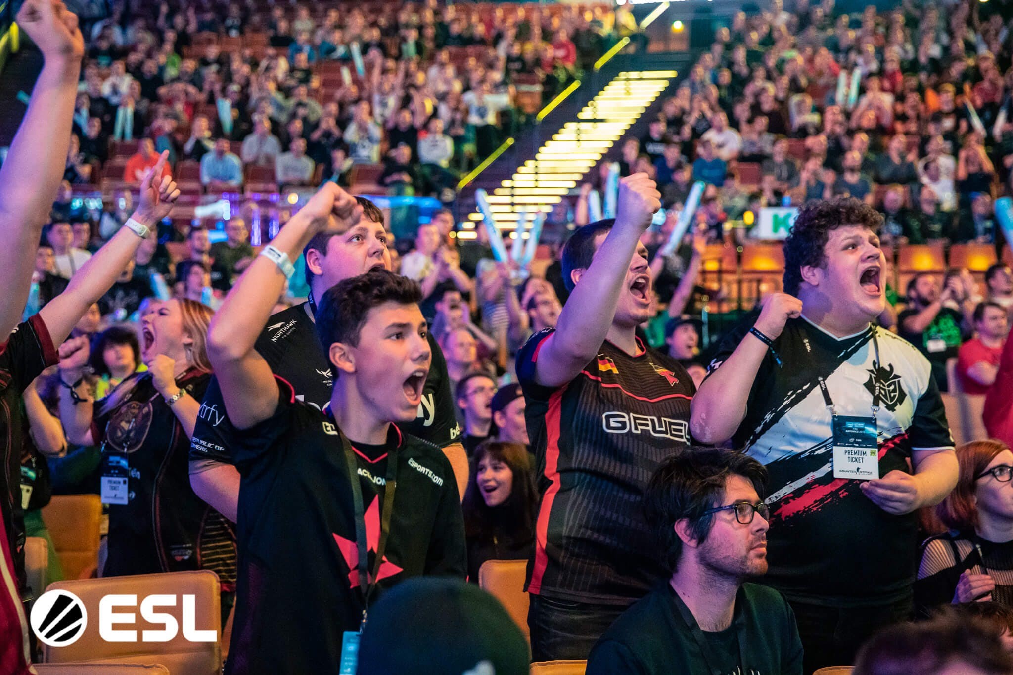 ROCM Esports bezoekt internationaal Esports Event in Polen - Techniek ...